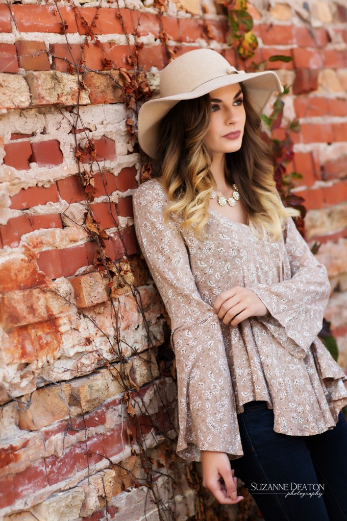 Romance inspired Outdoor Senior Picture Shoot, Cassidy Ray, Pike ...